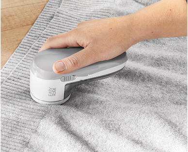 Rechargeable Lint Shaver - Aldi - Australia - Specials archive