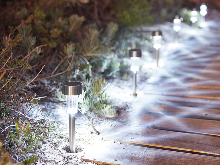 LIVARNO LUX LED Solar Lights - Lidl - Great Britain - Specials archive