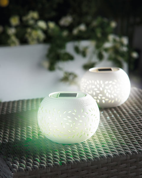 Filigree Solar Table Lantern - Aldi - Great Britain - Specials archive