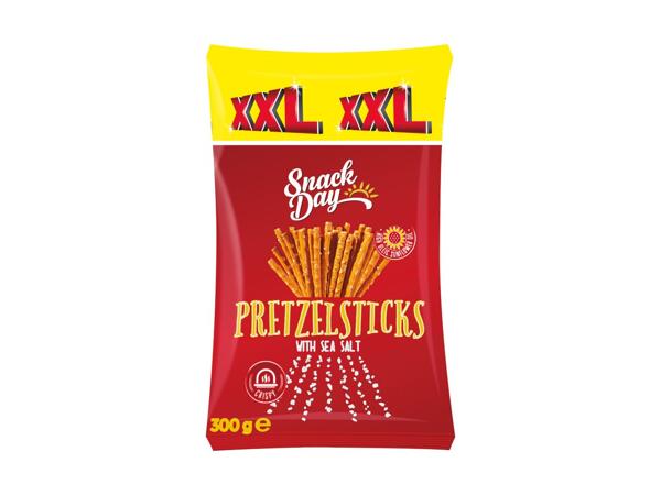 XXL Salted Pretzels/ Sticks - Lidl - Northern Ireland - Specials archive