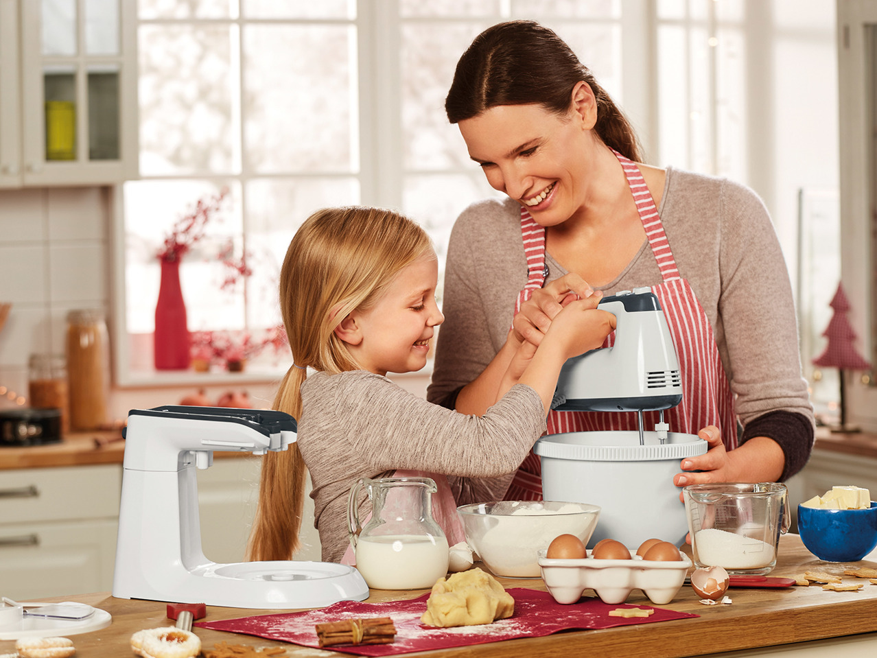 Silvercrest Kitchen Tools Hand Mixer Set1 - Lidl - Great Britain ...