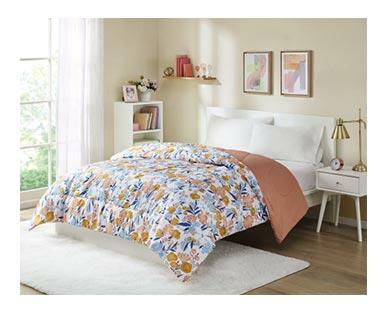 Huntington Home Reversible Comforter - Aldi - US - Specials archive