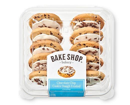 Bake Shop Cookie Dough Frosted Chocolate Chip Cookie - Aldi - US ...