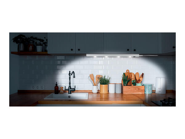 Livarno Home LED Light Bar - Lidl - Great Britain - Specials archive